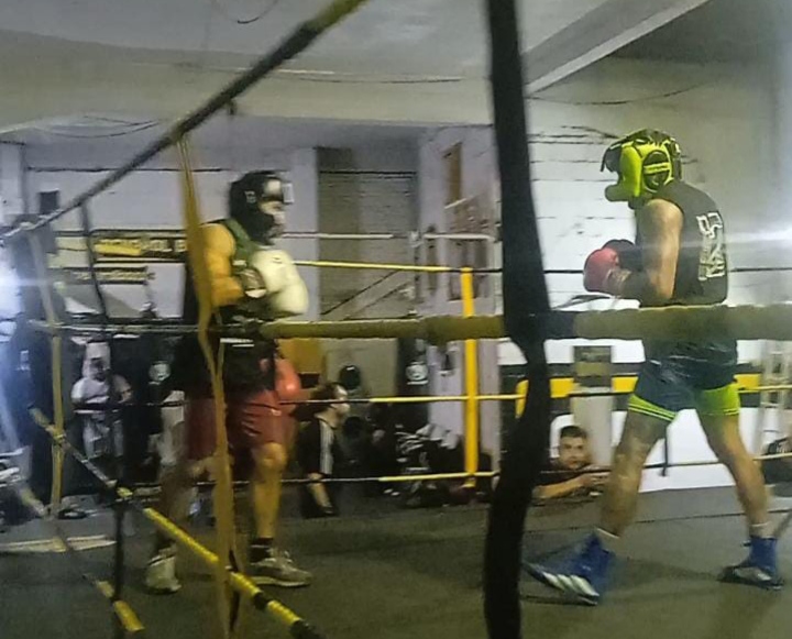Sparring en el Palacio – Plaza Colonia